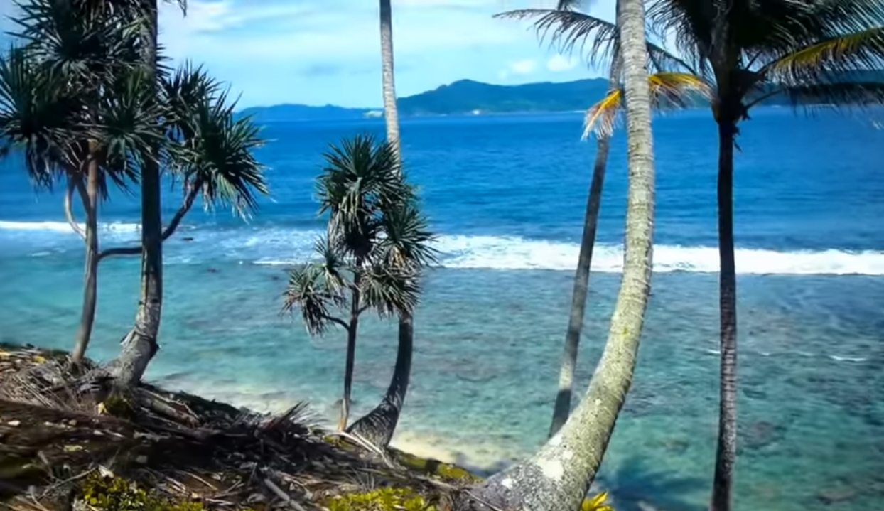 Private One Day Tour Pulau Aceh Package - Safari Wisata International